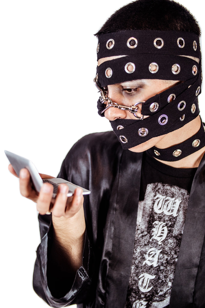 EYELET STRAP – Whatever 21